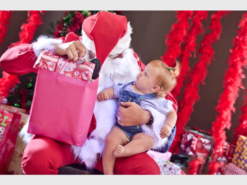Kersvader kuier by Helpende Hand | Kempton Express