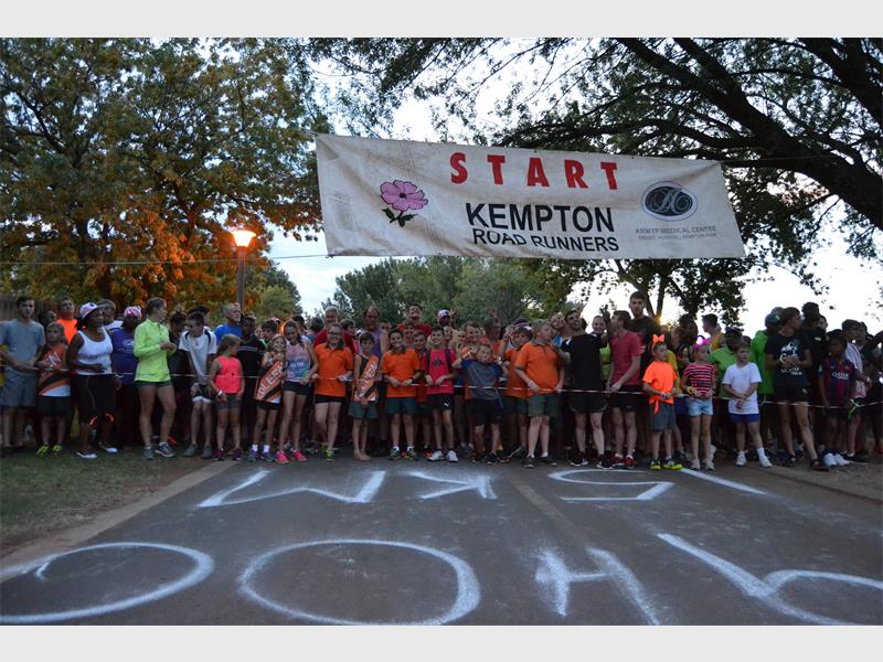 Good running at Arwyp Nite Race | Kempton Express