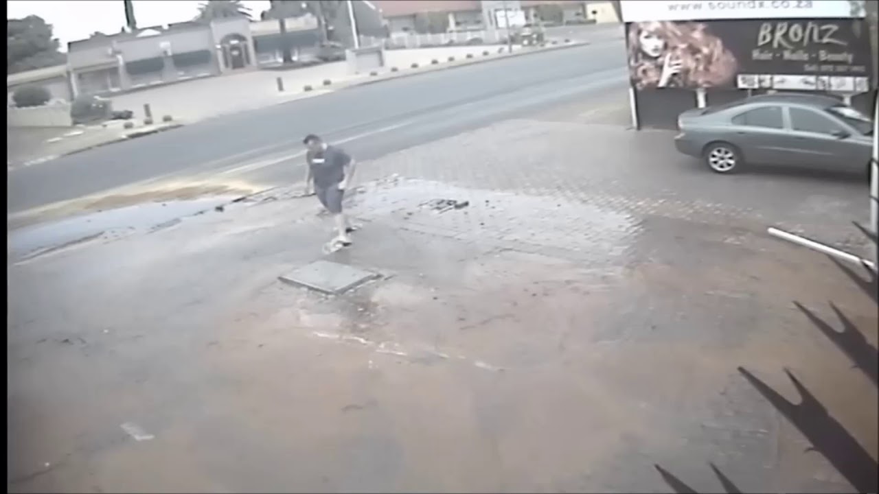 WATCH: Man falls into hole on Monument Road | Kempton Express