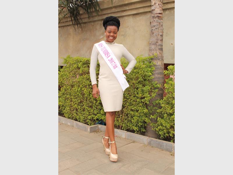 The new Miss Tembisa, Tokollo Bapela | Kempton Express
