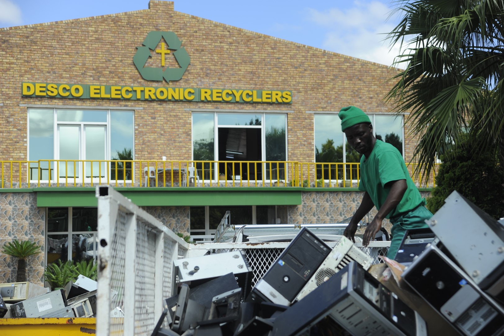 Desco e-waste recycling process | Kempton Express