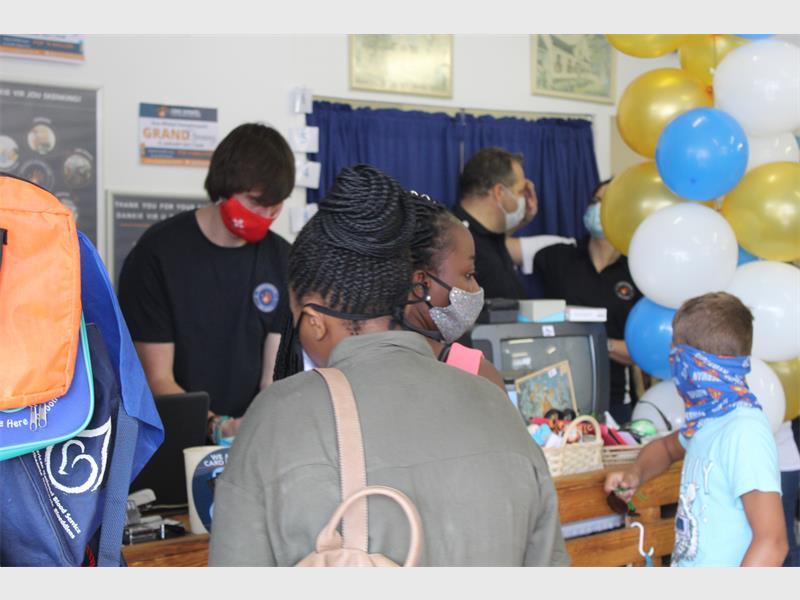 Ons Winkel opens its doors to donations and bringing relief | Kempton ...