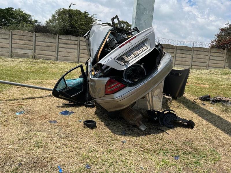 Man dies in single-vehicle crash | Kempton Express