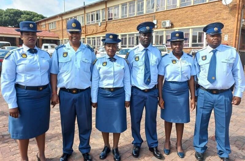 Tembisa station commander congratulates newly promoted personnel ...