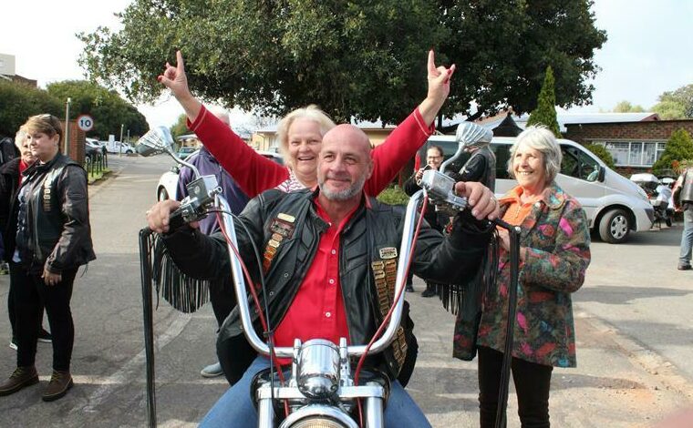 Hell Razors bring happiness to local centre | Kempton Express