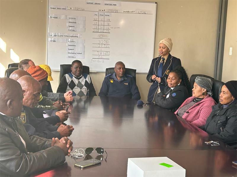 SAPS members make an effort to celebrate fathers | Kempton Express