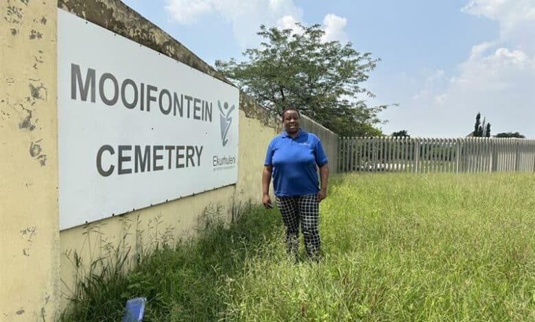 New precast wall installed at Mooifontein Cemetery | Kempton Express