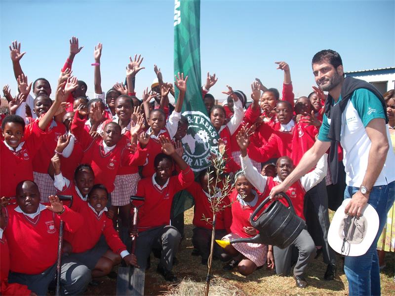 Airline plants 118 trees at Kwanele Primary School | Germiston City News