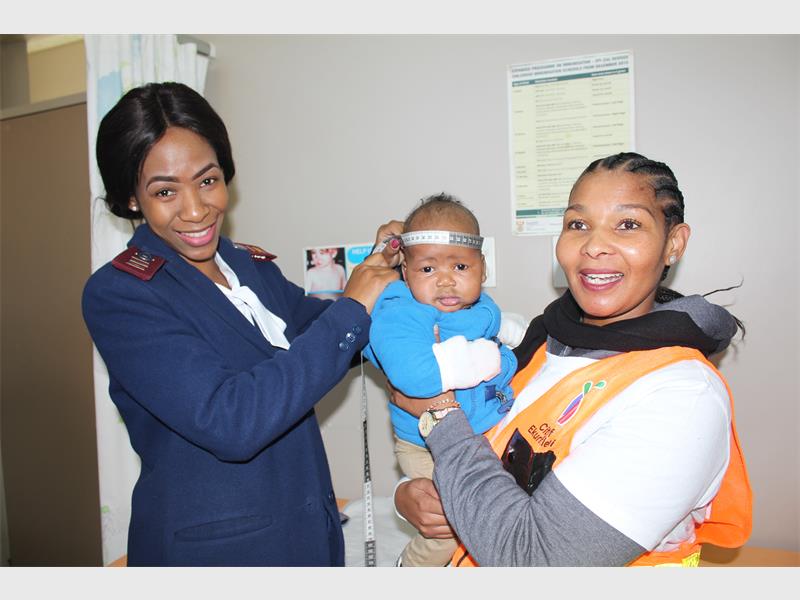 Clinic gets extra help on Mandela Day | Germiston City News