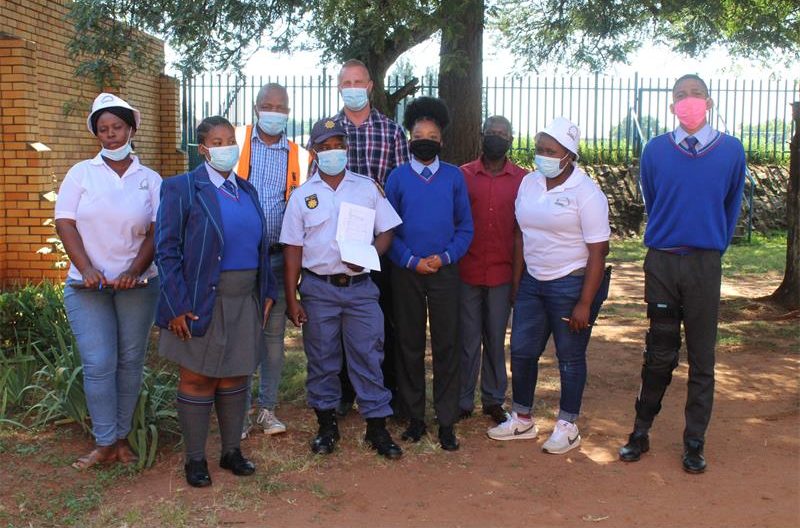 SAPS, health representatives address Germiston learners | Germiston ...