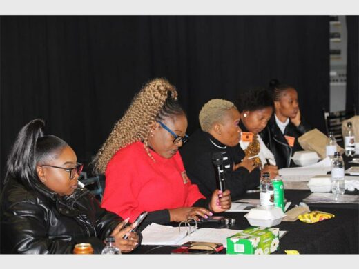 Sunward Park High hosts exciting two-day Ekurhuleni Spelling Bee ...