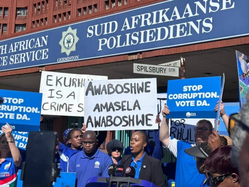 DA lays corruption charges against former Ekurhuleni city manager over ...