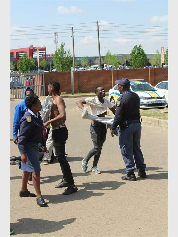 EMPD officer granted R3000 bail | African Reporter