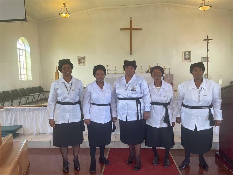 Women’s group raises funds for orphans and people with albinism | African Reporter