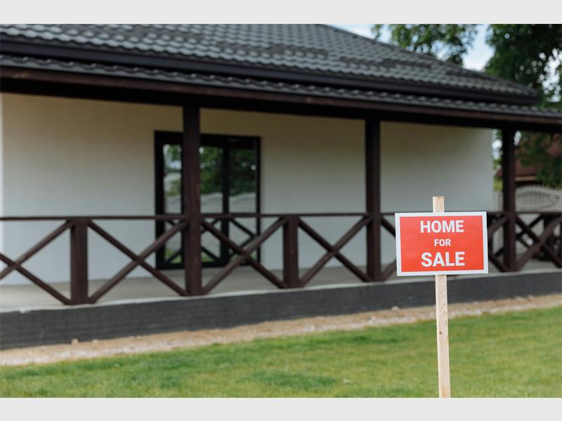 How interest rates influence property buying and selling in South ...