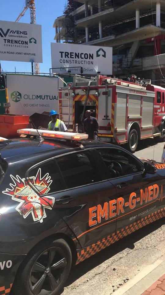 UPDATE - WATCH: Structural collapse in Sandton, 2 people rescued ...