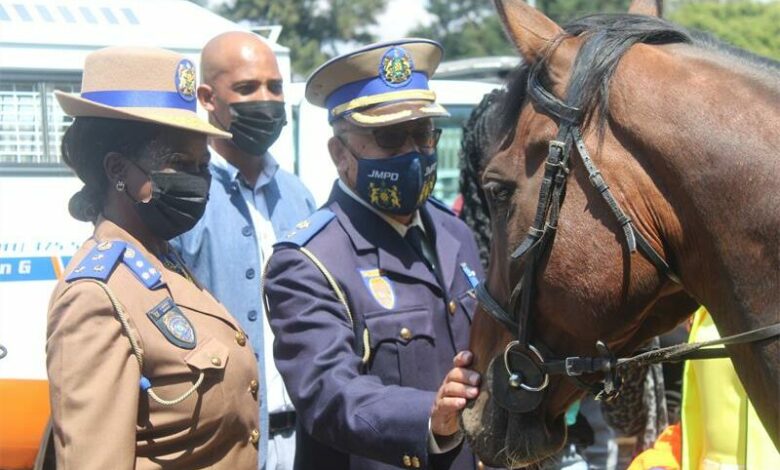 A golden farewell to a golden Metro officer | Sandton Chronicle