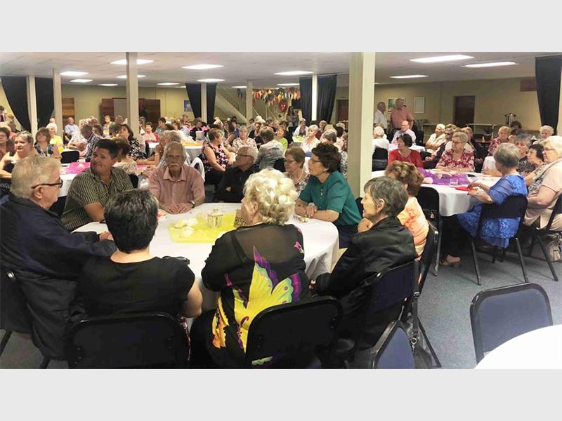 Emmanuellede geniet Manie Jackson | Alberton Record