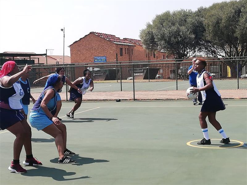 WATCH: Netcare Union Hospital and Netcare Clinton Hospital netball ...