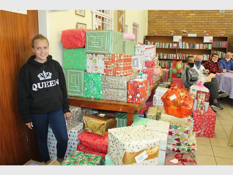 WATCH: Zanelle and her sponsors brings smiles to the elderly | Alberton ...