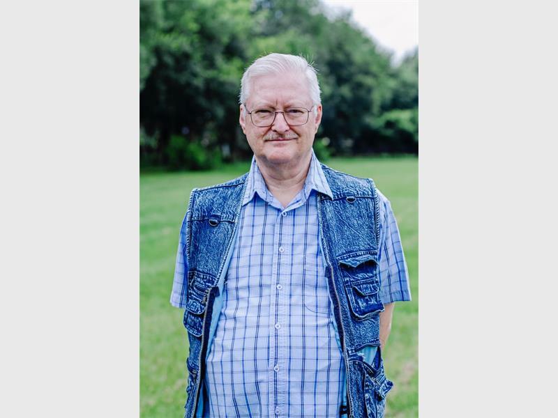 Chris dies at 66 after short illness | Alberton Record