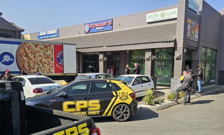 3 arrested after armed altercation at Brackenhurst Square | Alberton Record