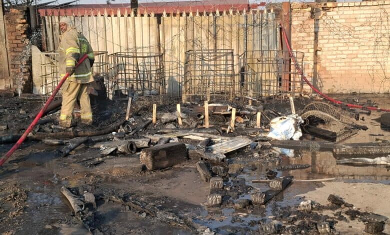 Firefighters contain Alrode North factory blaze | Alberton Record