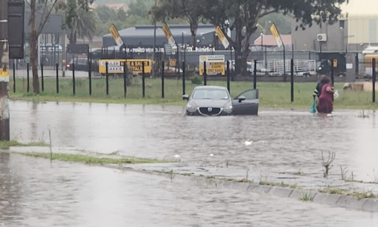 WATCH: Alberton roads flooded again as heavy rain hits town | Alberton ...
