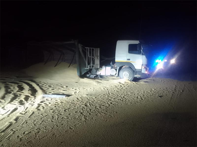 Motorist dies after truck overturns on N3 near Grey Avenue | Alberton ...