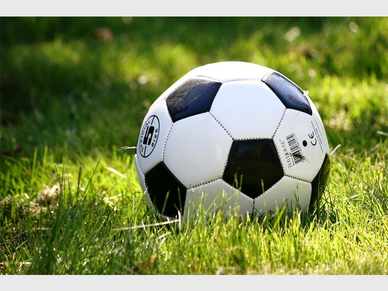 Robertsham Callies FC pre-season training | Southern Courier