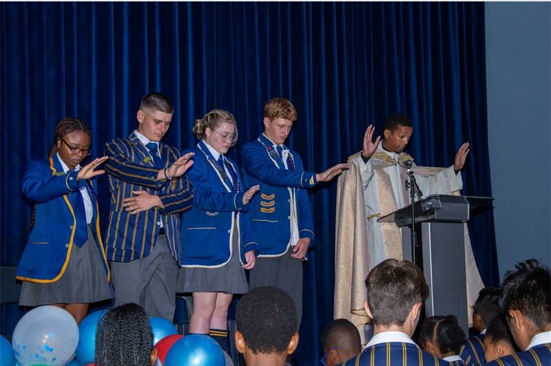 Marist Brothers Linmeyer welcomes Grade Eights at bell-ringing ceremony ...