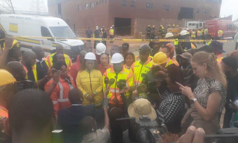 WATCH: Ormonde building collapse death toll climbs to 8 as search ...
