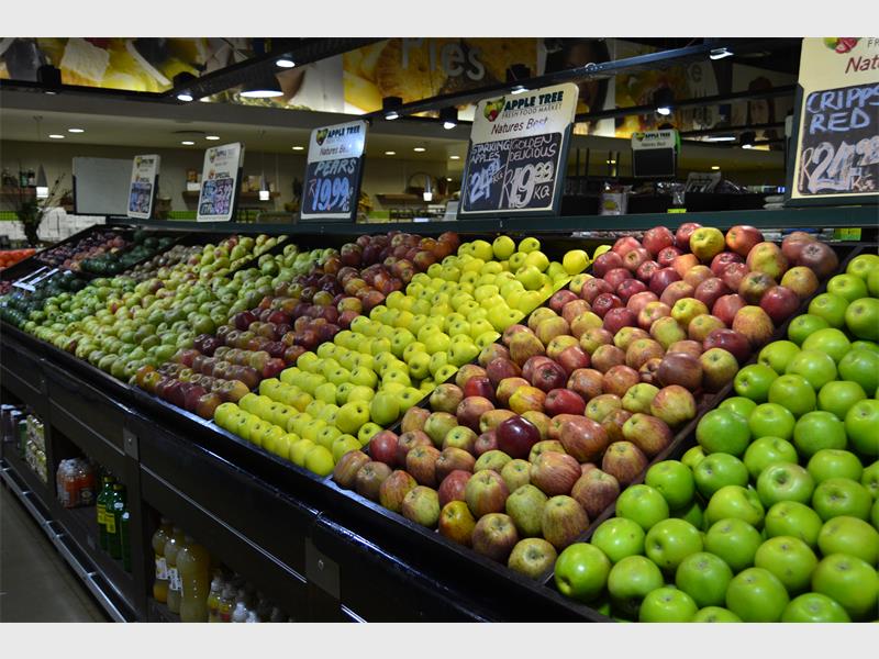 Apple Tree Market: Apple of Alberton’s eye | Comaro Chronicle
