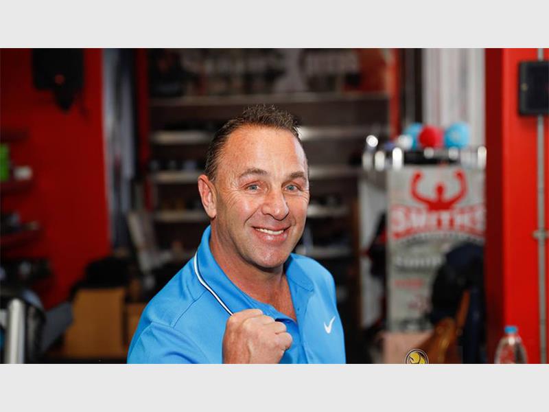 Legendary SA Boxer to MC Door of Hope Charity Golf Day | Comaro Chronicle