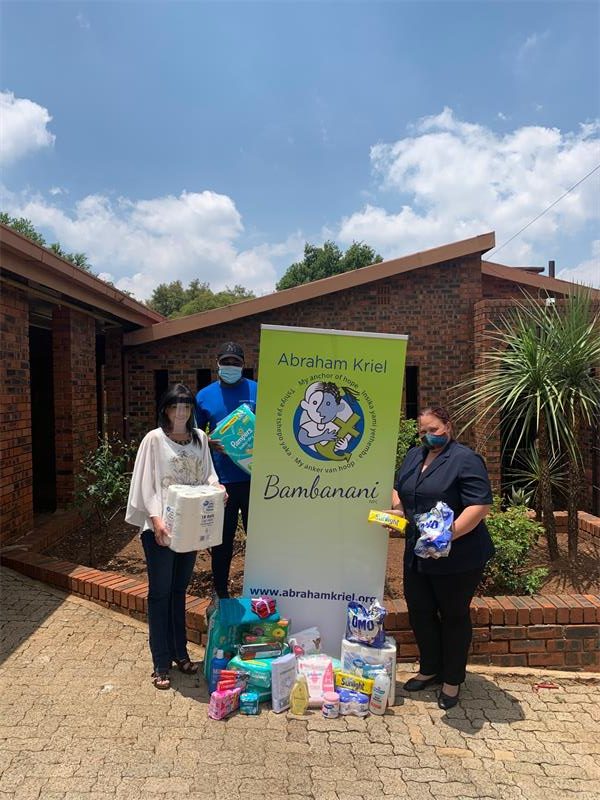 OSTI donates to Abraham Kriel Bambani | Comaro Chronicle