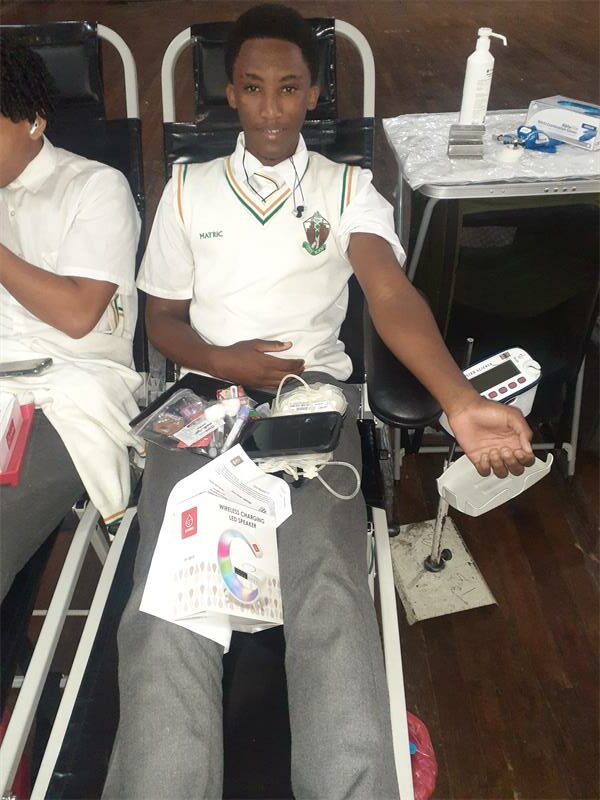 Hoërskool Die Fakkel hosts successful blood donor drive | Comaro Chronicle