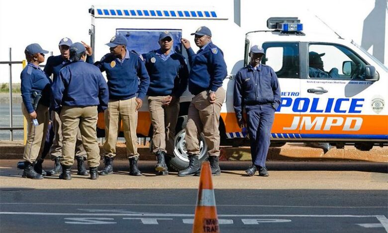 WATCH: JMPD issues warning over police impersonators in Regents Park ...