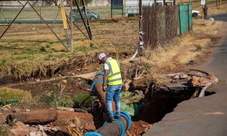 Burst pipe at Yeoville Reservoir cuts water supply to multiple Joburg ...