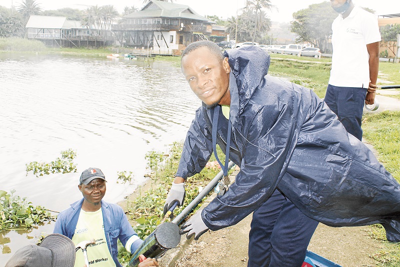 [WATCH] - Litterboom installed at Amanzimtoti River | South Coast Sun