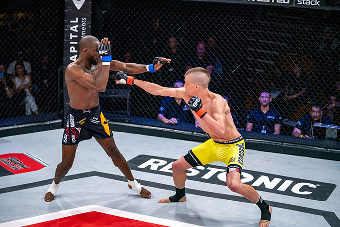 Extreme Fighting Championship fighters take on their opponents | South ...