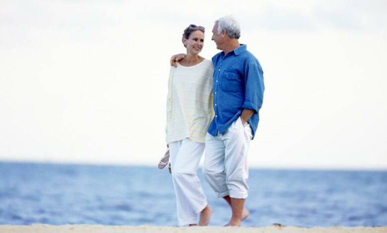 Diarise these full-moon beach-walk dates | South Coast Sun