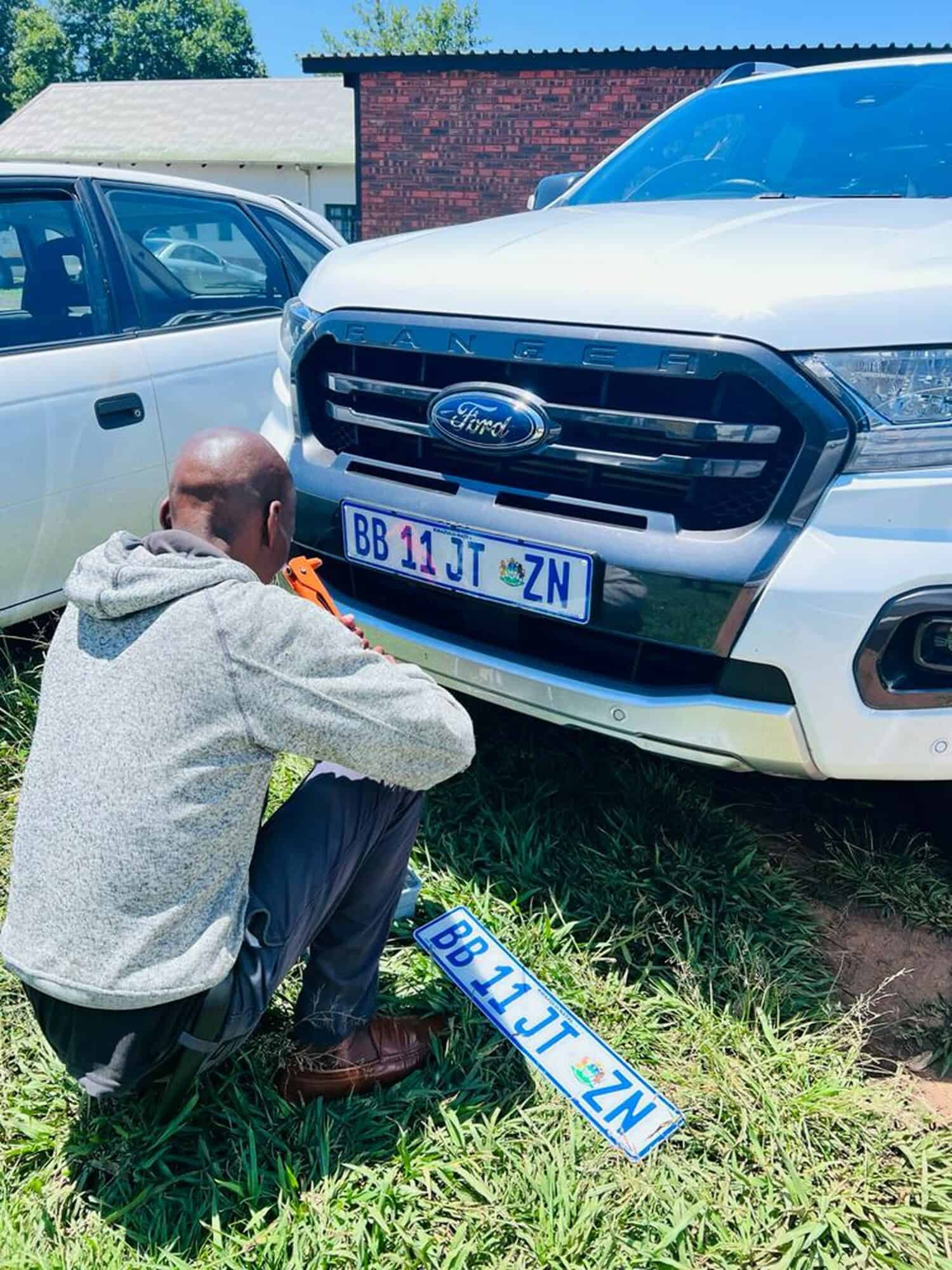 Number plate change deadline looms | South Coast Sun