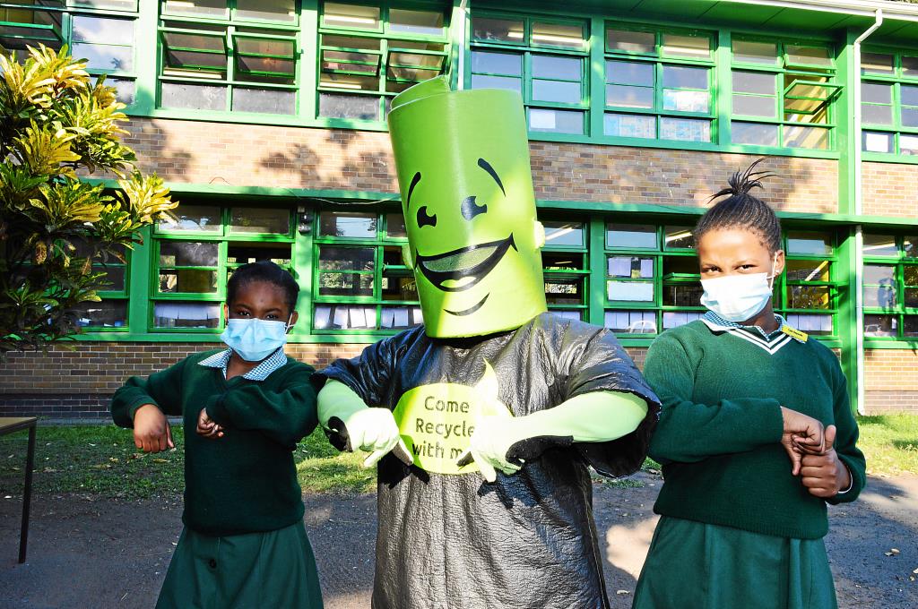 Durban South Primary goes green with Ronnie | Southlands Sun