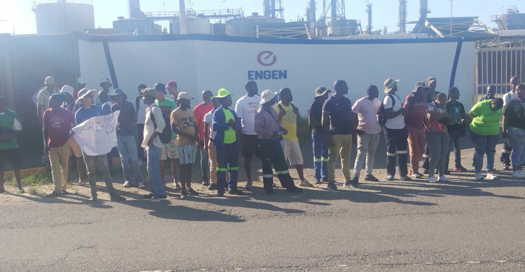 WATCH: Job seekers protest outside Engen | Southlands Sun