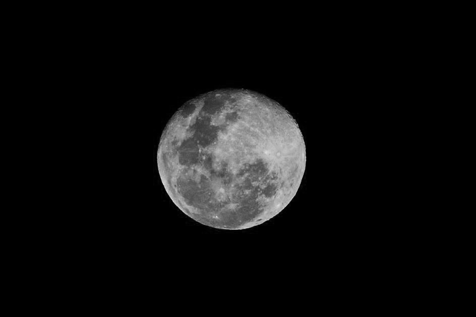 Rare blue moon visible tonight | Lowvelder
