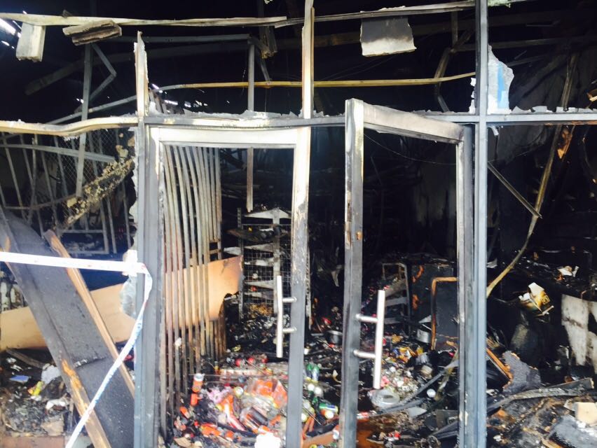 Nine shops burn as mall catches fire | Lowvelder