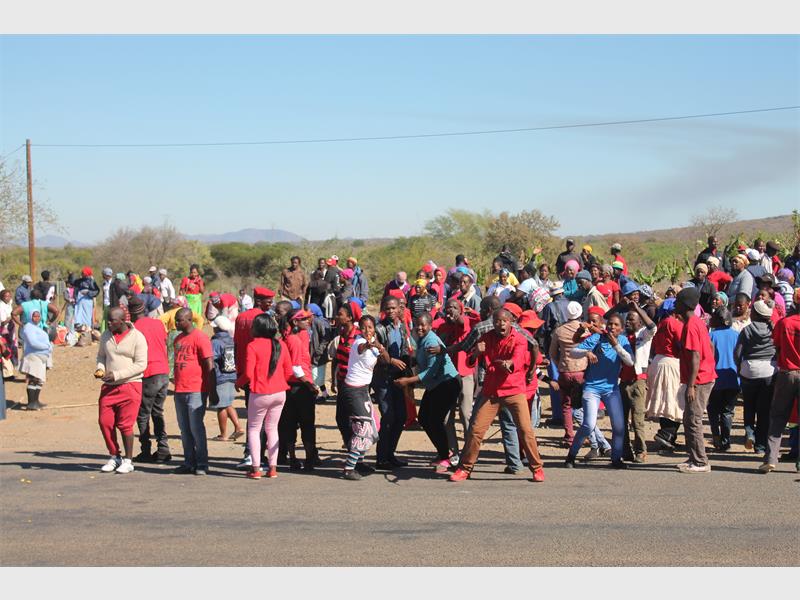 EFF-led protest ends in violence | Lowvelder