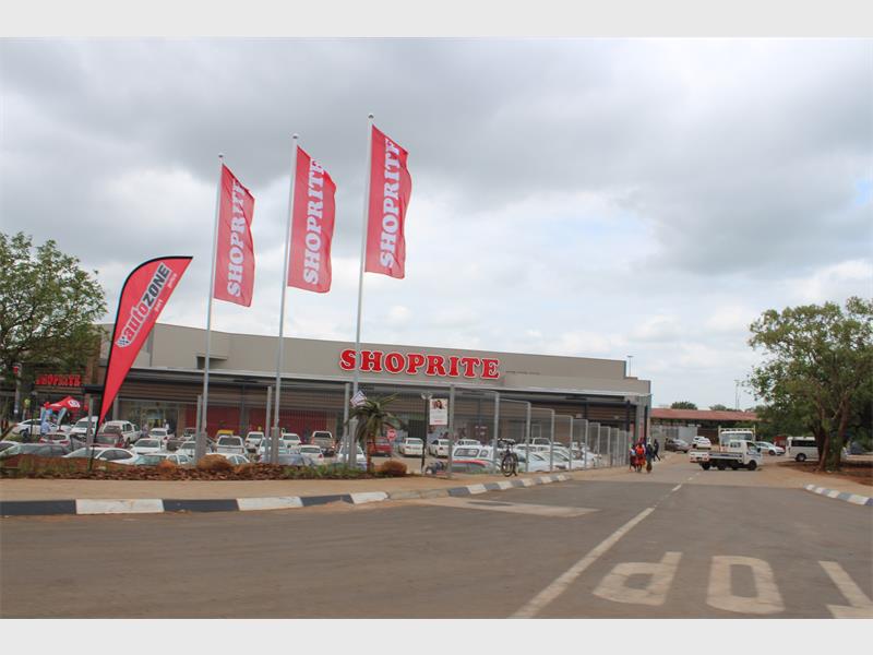 New Shoprite Centre is welcomed by everyone | Lowvelder