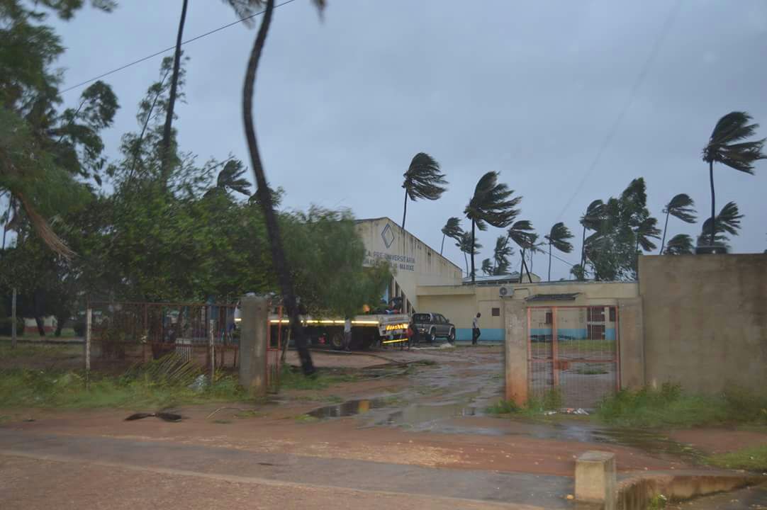 Stay safe during Tropical Storm Dineo | Lowvelder