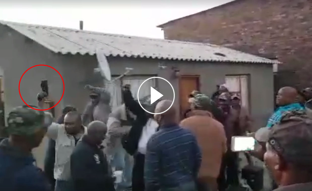 WATCH: MKMVA veterans fire shots in celebration | Lowvelder